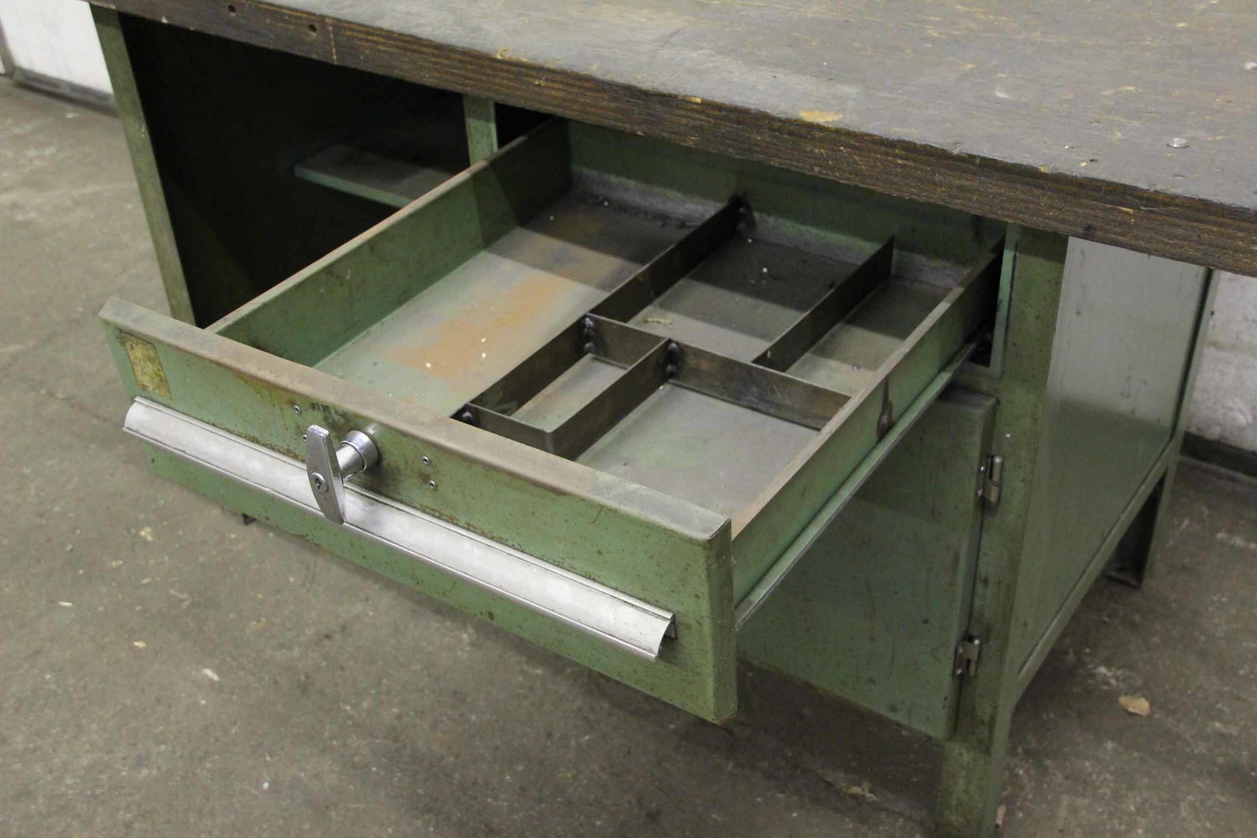 Werkbank von Hoffmann** - 1500/710/H890 mm