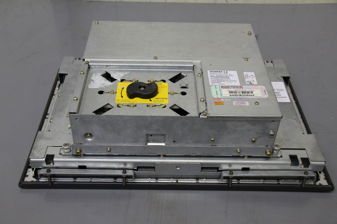 Sinumerik 810D/840D PCU50 mit Bedientafelfront von Siemens - 6FC5210 ...